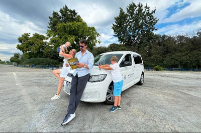 APAN Automobile | Caddy - Family Car